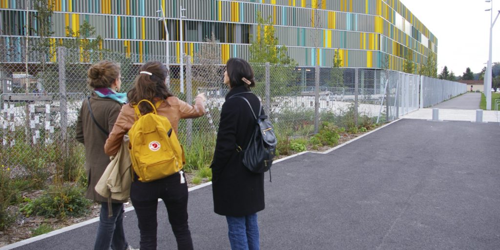 Visite du collège de Champier organisée par le club prescrire - CoCo ...